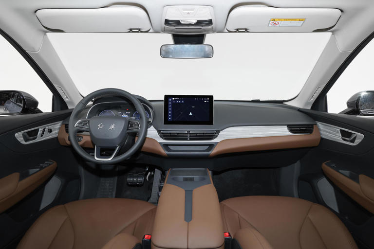 12.18万起！2025款红旗E-QM5上市，外形全面升级