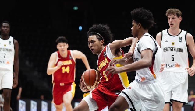U19男篮世界杯一夜3场惨案，中国连败垫底，1队弃权，美国大胜！