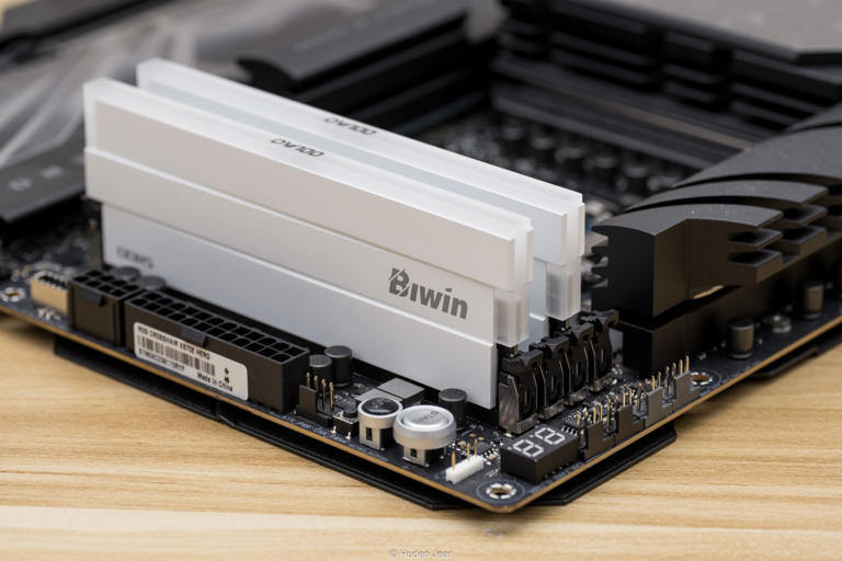 买了一套佰维DW100 6000MHz C28 24G x2时空行者：简单评价一下