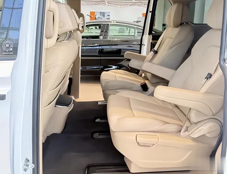 降价3千！22.99万起售，GL8陆上公务舱换多连杆后悬架