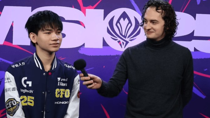 HongQ：Faker有种很强大的魅力，感觉路过的人都会多看几眼