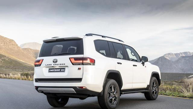 约合人民币39万元，新款丰田兰德酷路泽运动版发布，3.5T+GR套件