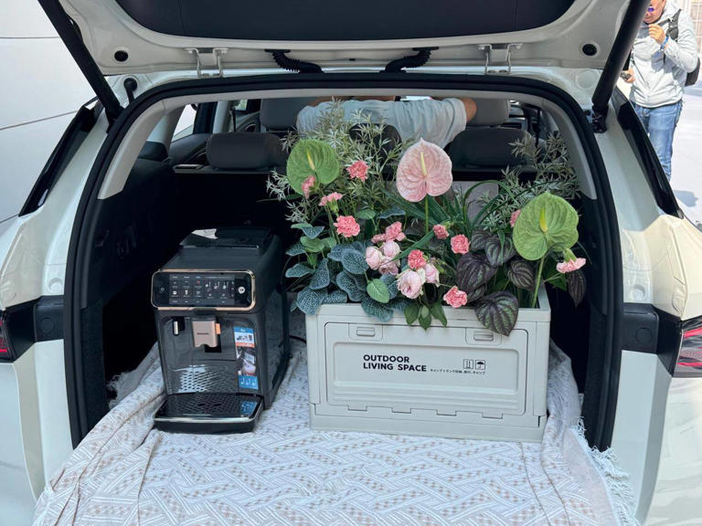 起售价10.98万元 海豹06DM-i旅行版 省油又能装