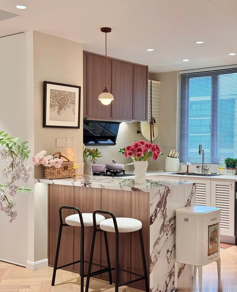 餐桌椅尺寸别选错！并非越大越好，许多的家庭栽在3cm！