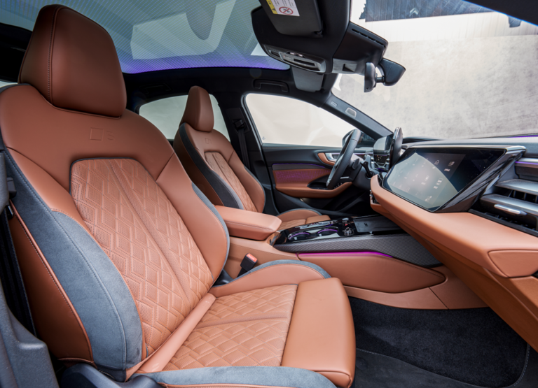 PPC平台首款车型 华为乾崑加持 五代EA888 一汽奥迪A5L来了