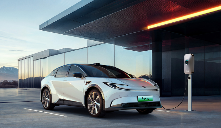 一汽丰田bZ5 VS 比亚迪宋L EV：务实之选为何更值？