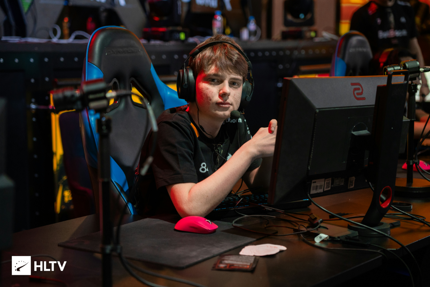 CS2赛事游侠说：Falcons下放魔男，并官宣kyousuke入队！