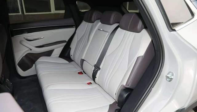 插混家用SUV对决，长安启源Q07为啥比宋PLUS DM-i更值得入手？