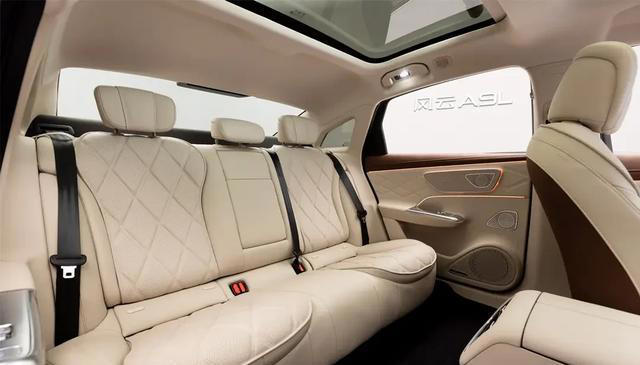 2500km续航+4秒破百，全球C级旗舰风云A9L深度解析