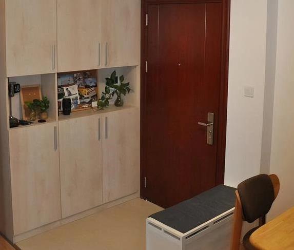 进门全是绿植清新感爆棚，爸妈直夸贴心，家却藏个小秘密？