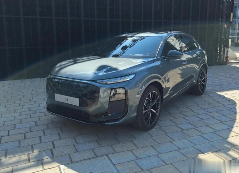 全新一代奥迪Q3实拍，内外看齐Q5L，配怀挡+272马力