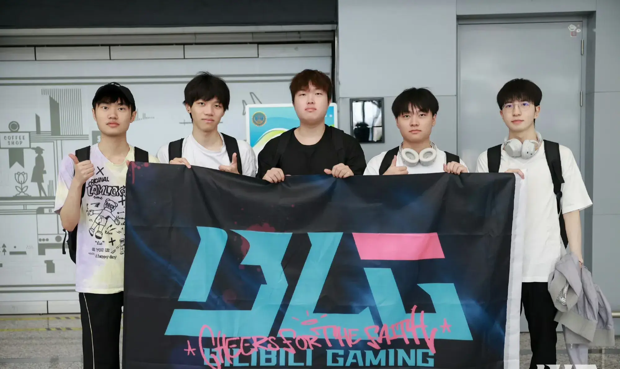 Scout被曝还清Gala欠款！BLG启程前往北美备战MSI，Bin:即将起飞