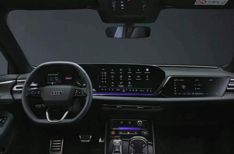 加长轴距+EA888 2.0T发动机，全新奥迪Q5L实车曝光