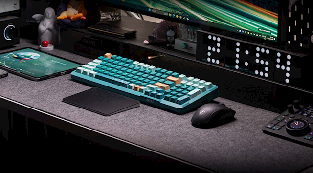 98%配列、红青轴可选！微星FORGE GK500 W暗夜键盘发布