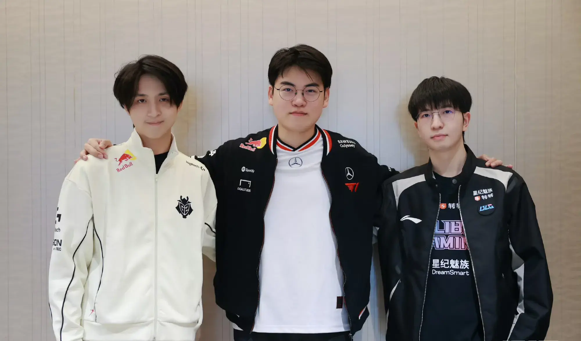 海外网友热议T1 3-0 BLG:LPL只是T1泄愤工具！史诗级的下路和BP差距