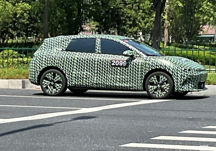 两厢车还是SUV？零跑B05曝光，激光雷达版本有望10万以内