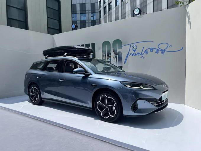 比亚迪海豹06DM-i旅行版来袭：10.98万起，续航2000km，配置拉满！