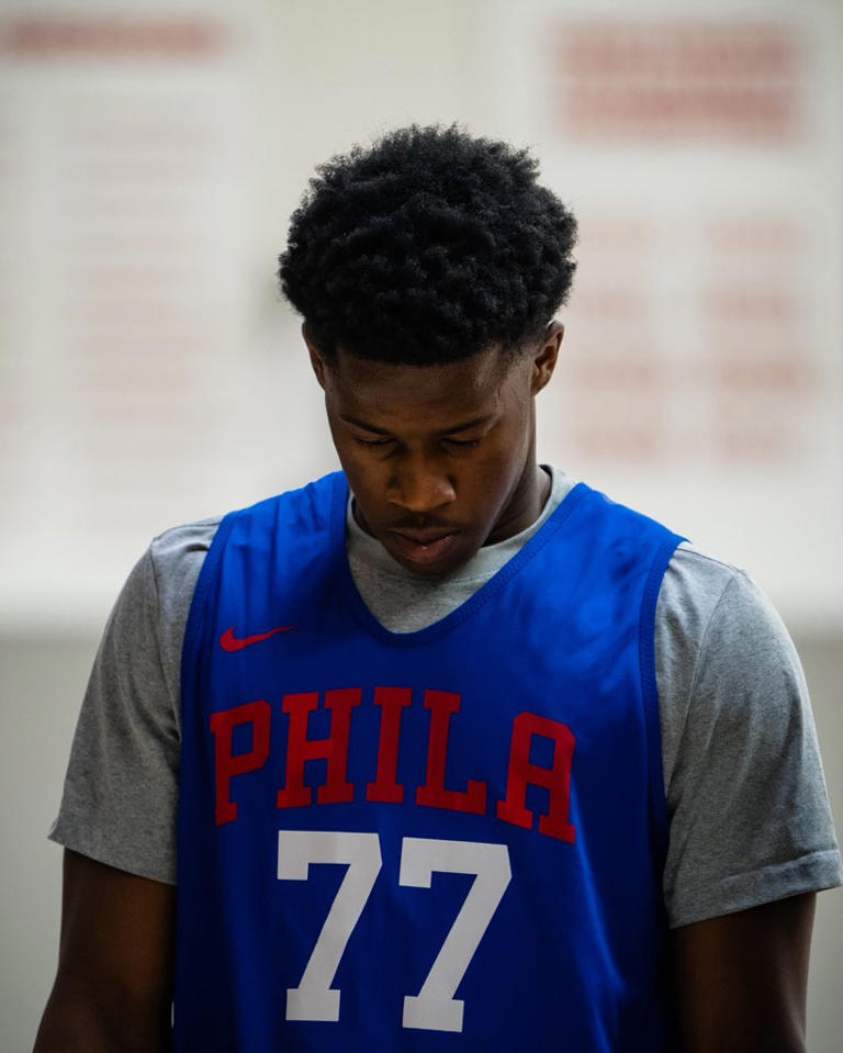 NBA高清直播在线直播：夏季联赛雷霆vs76人（7月8日）VJ-埃奇库姆继续出战