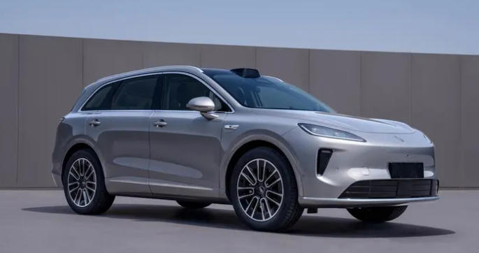 尚界H5首登工信部目录，ADS 4智驾与“真三座”同场亮相