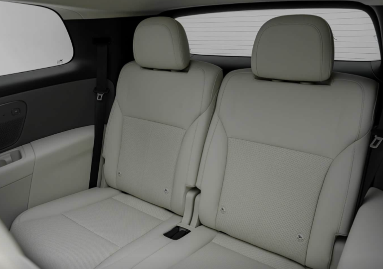 预售价35万起，静态体验理想i8，选它还是悬乐道L90？