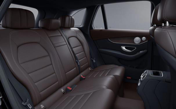 新款奔驰 GLC：科技感拉满，2.0T+9AT 动力组合，舒适体验再升级