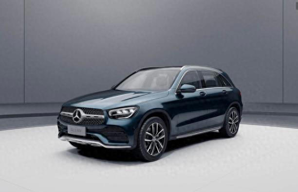 新款奔驰 GLC：科技感拉满，2.0T+9AT 动力组合，舒适体验再升级