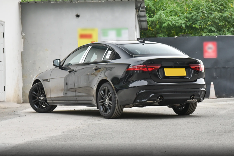 标配2.0T+8AT+双叉臂，深度了解捷豹XEL