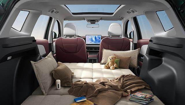 捷达VS8细节全曝光，尺寸比VS7略大，搭载1.4T动力，内饰全面升级