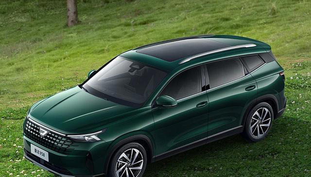 捷达VS8细节全曝光，尺寸比VS7略大，搭载1.4T动力，内饰全面升级