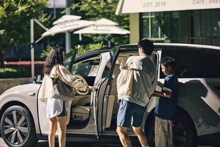 理想i8六座纯电SUV来袭，7月29日上市，配备MindVLA辅助驾驶系统