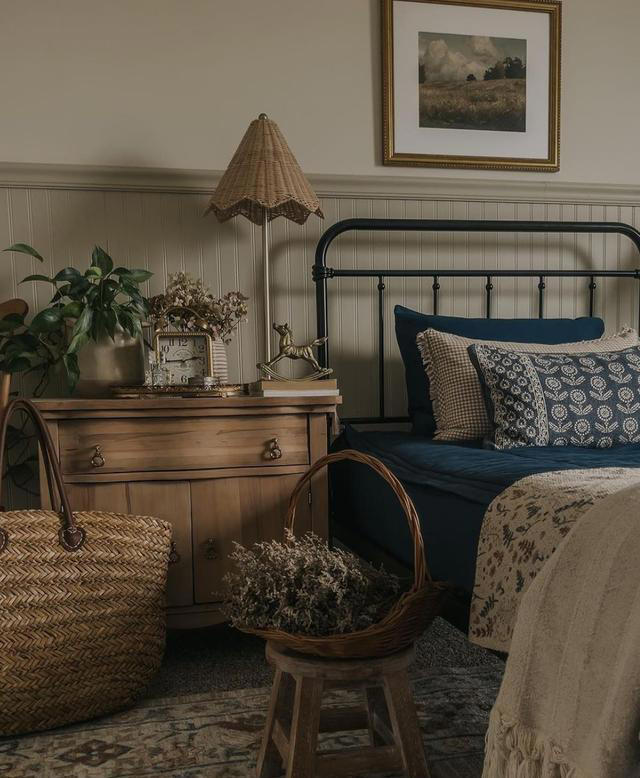居家美学典范，复古风情中尽显温馨与格调，令人赞叹不已！
