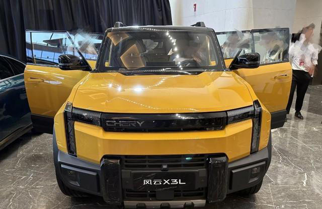 奇瑞风云X3L亮相，个性“方盒子”装扮，轴距近2米8还带增程动力