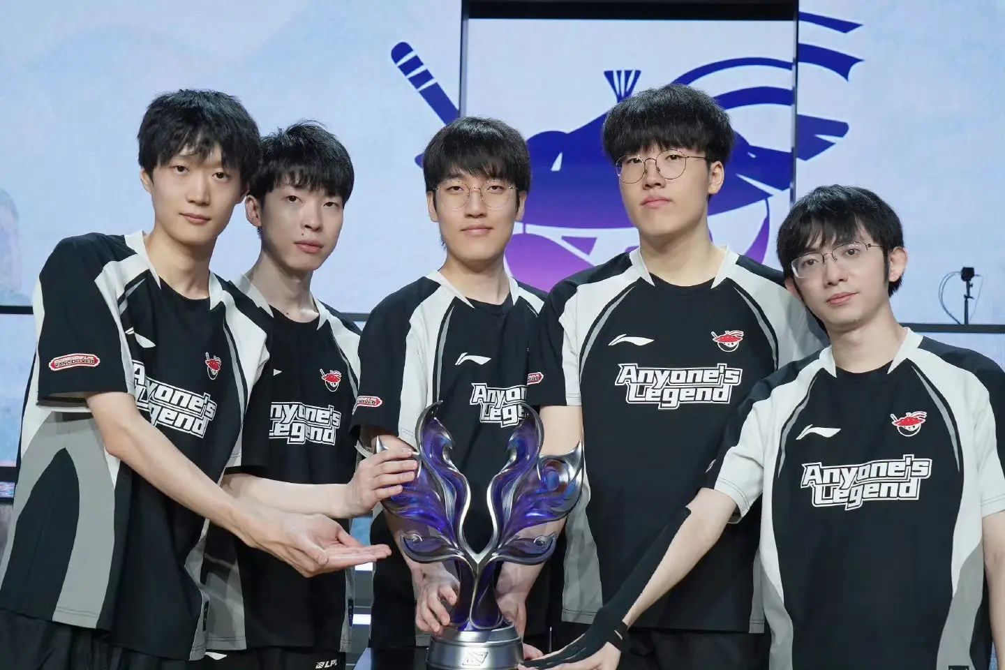 AL无缘MSI决赛！2-3不敌T1，遗憾落败！shanks决胜局卡牌效果不佳