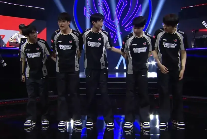 “MSI最头铁的阵容BP”火了，决胜局一抢零胜率英雄，给Kael道歉