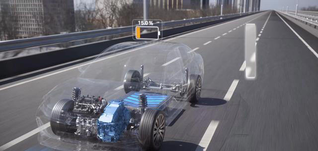 预售10.38万起！银河A7用2L油耗+2100km续航，给家轿市场上强度