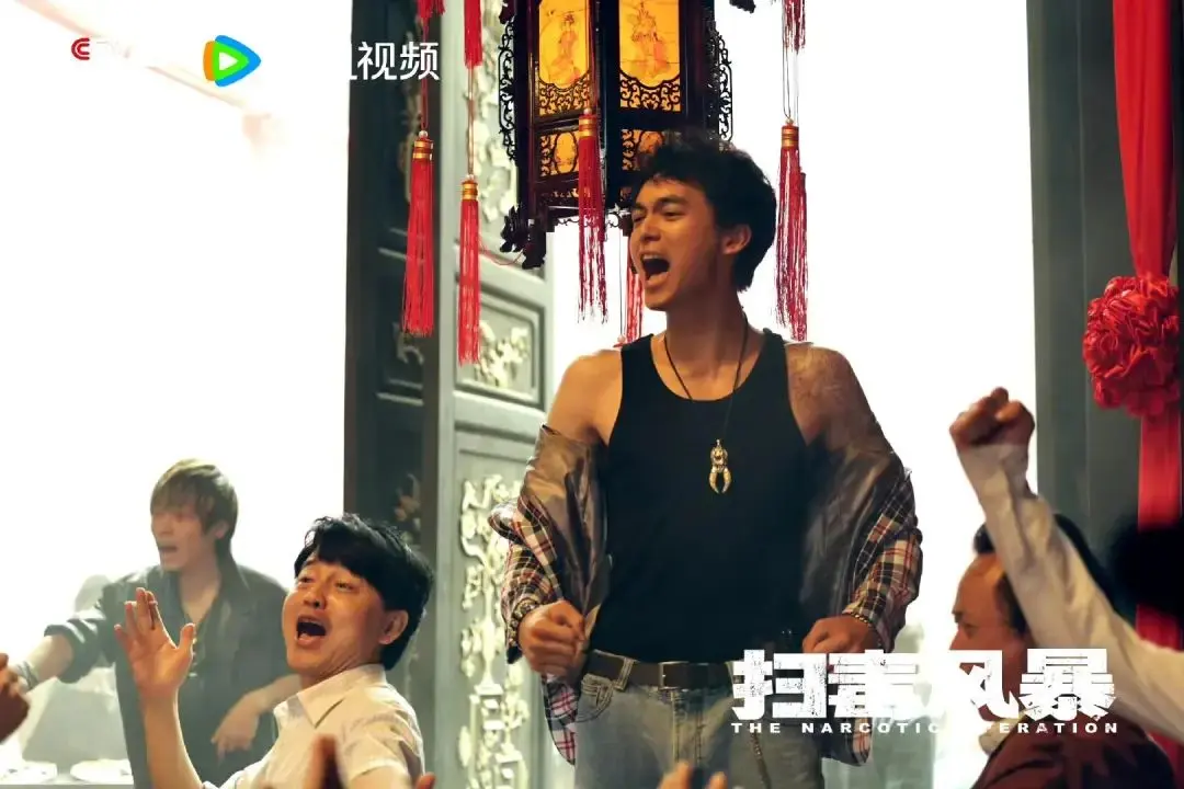 段奕宏、秦昊《扫毒风暴》首播，连看3集我想说，7月剧王来了