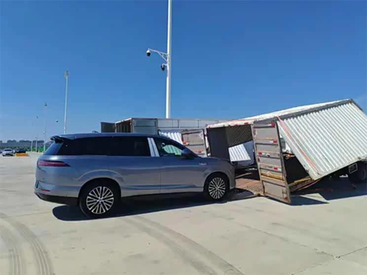 腾势N8L大型SUV路试谍照曝光，搭载2.0T混动系统，纯电续航达160-170km