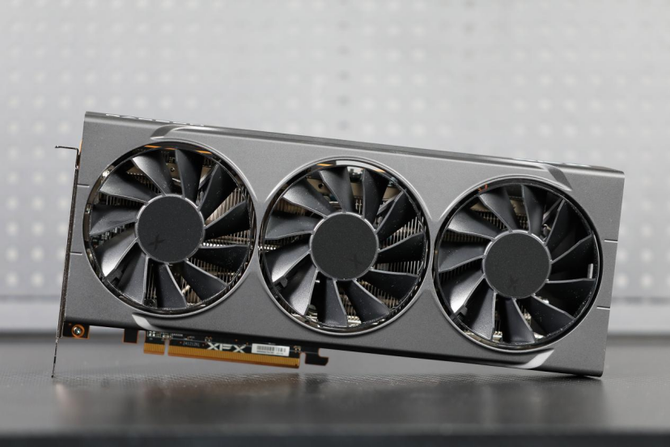 游戏、生产力，AI全方位力压RTX 5050！AMD Radeon RX 7650 GRE性能测试