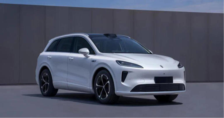 重磅新车集结！智己LS9、问界M8纯电、尚界H5等即将亮相市场