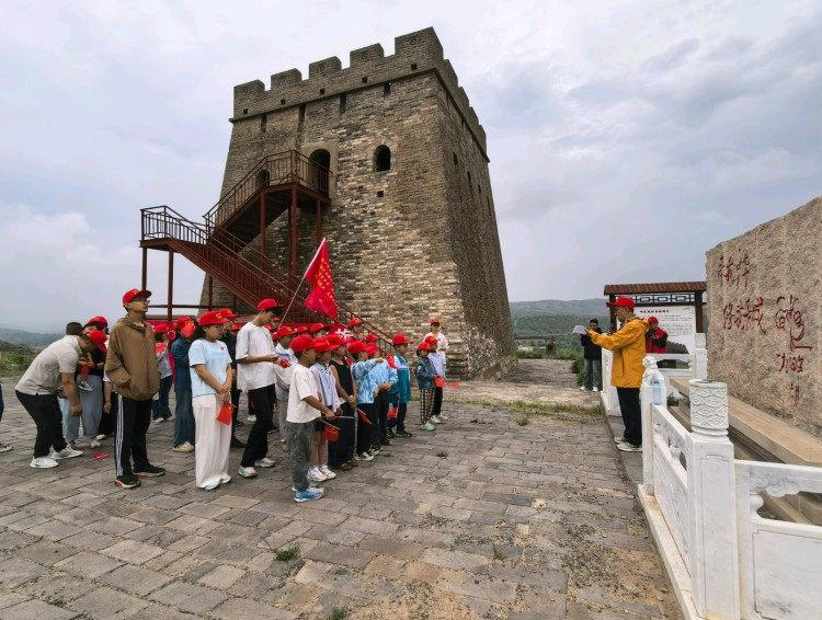 陕西府谷：144公里长城的接力守护