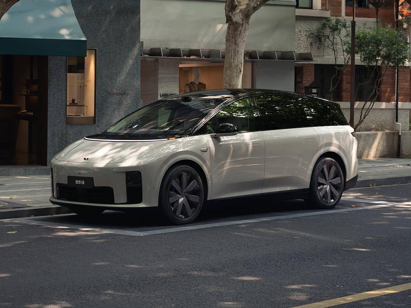 单车导购丨32.18万起的理想i8，为什么更推荐中高配版？