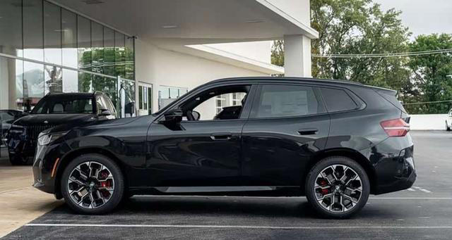 全新X3“黑武士”版，造型犀利霸气，搭载3.0T+48V轻混越野力十足