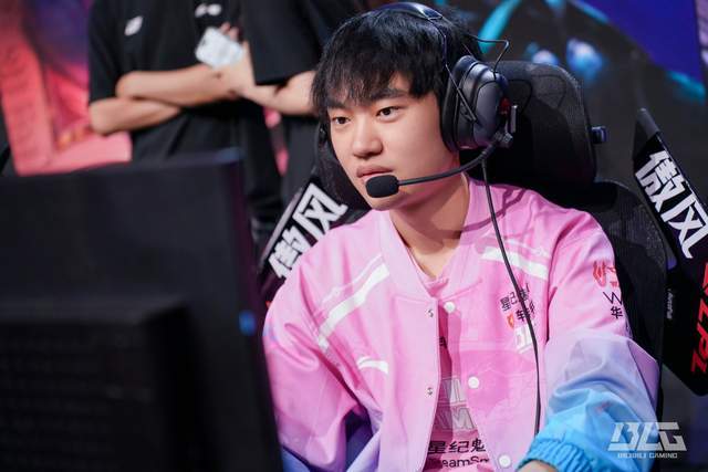 Cryin谈去年BLG是最强全华班！朱开预言世界赛队伍：AL、BLG、IG
