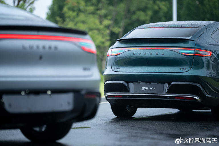 鸿蒙智行全新智界 R7 / S7 上市即搭载华为 ADS 4 辅助驾驶系统