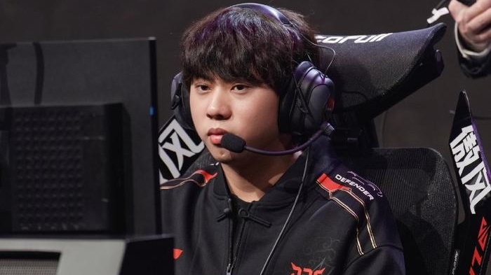 LPL银河战舰爆发宫斗！Doinb直播爆料：有韩援搞队友心态