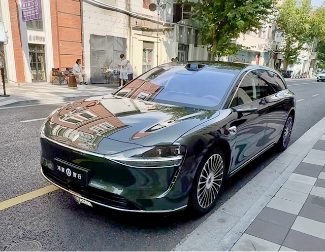 鸿蒙智行颜值最高！享界S9T实车曝光：再给BBA上上强度