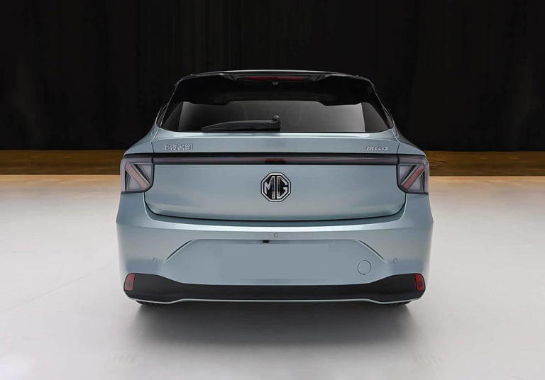 太卷了！车长4395mm，续航437/530km，新款名爵MG4预售7.38万起