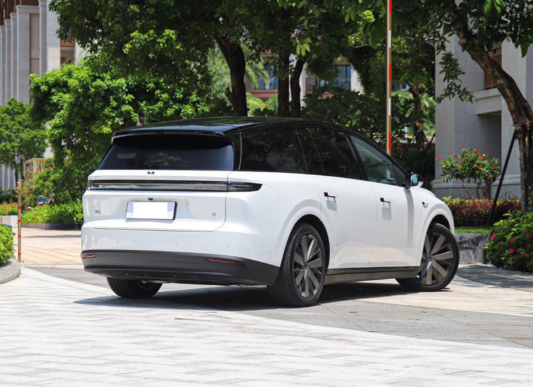 理想i8 7月29日上市，预计35万起，续航720Km