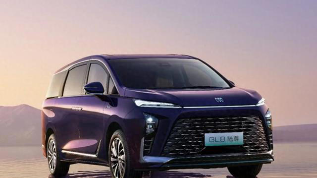 纯电续航202km，新款别克GL8陆尊PHEV官图发布，搭载1.5T插电混动