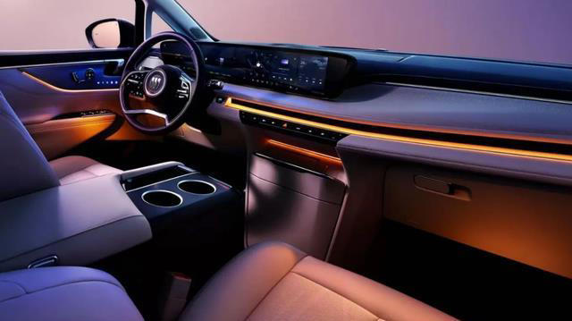 纯电续航202km，新款别克GL8陆尊PHEV官图发布，搭载1.5T插电混动